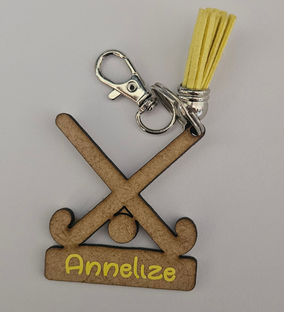 MDF Hockey keyring with vinyl - MJ Printing - Printing Service